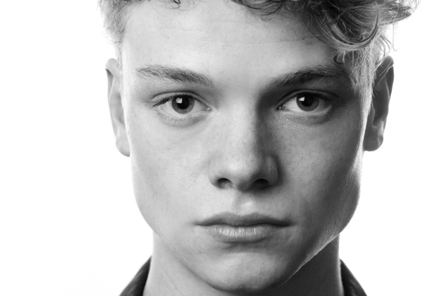 Ian Hallard to star in Tumulus at VAULT Festival