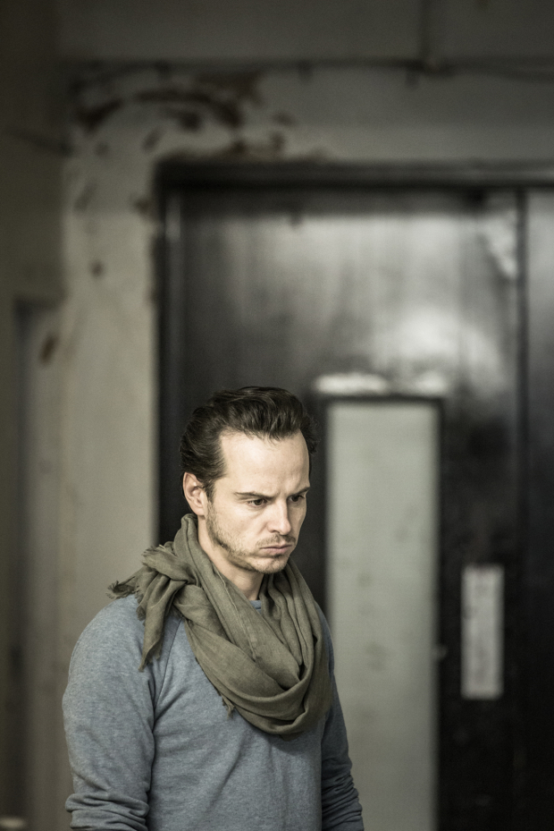 First look at Andrew Scott and cast in rehearsals for The Dazzle