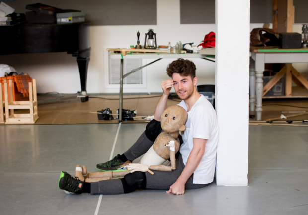 What's in my dressing room? – The Grinning Man's Louis Maskell
