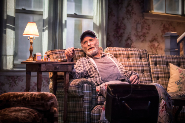 First look at Ed Harris and cast in Buried Child