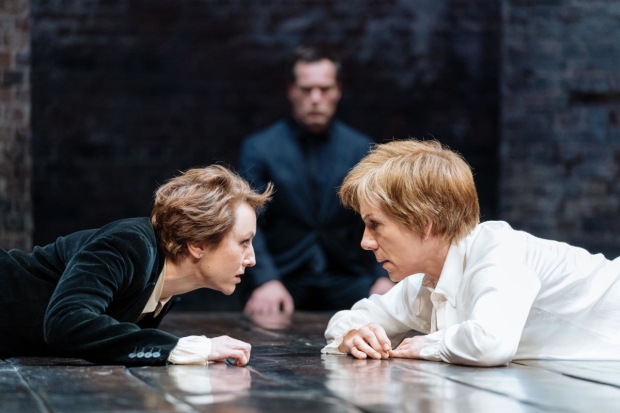 Review: Mary Stuart (Duke of York's)