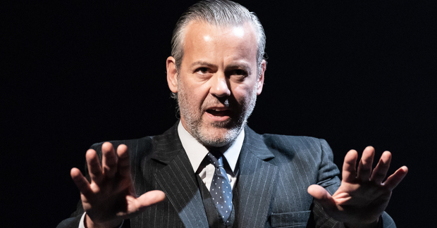 Review: Pinter Five The Room / Victoria Station / Family Voices (Harold ...