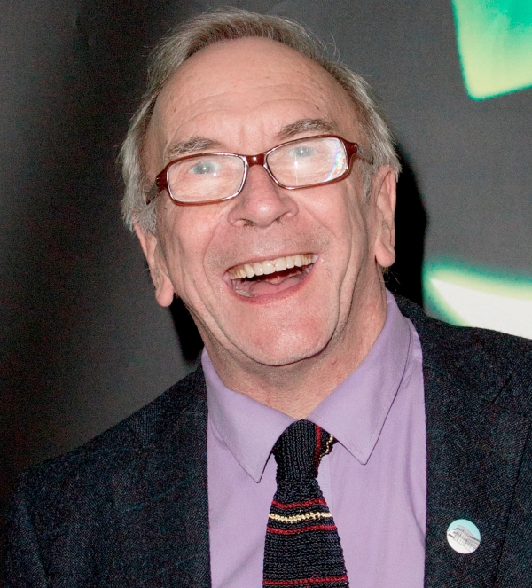 Actor Sam Kelly, star of stage and screen, dies aged 70