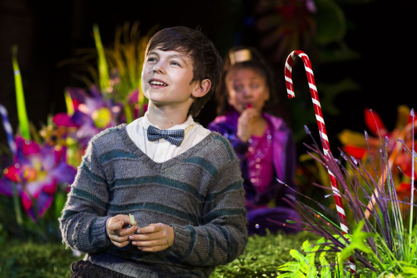 Infographic: 8 things you didn't know about Charlie and the Chocolate ...