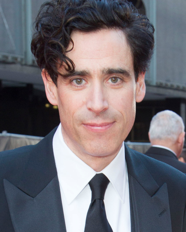 Stephen Mangan stars in Rules for Living at National