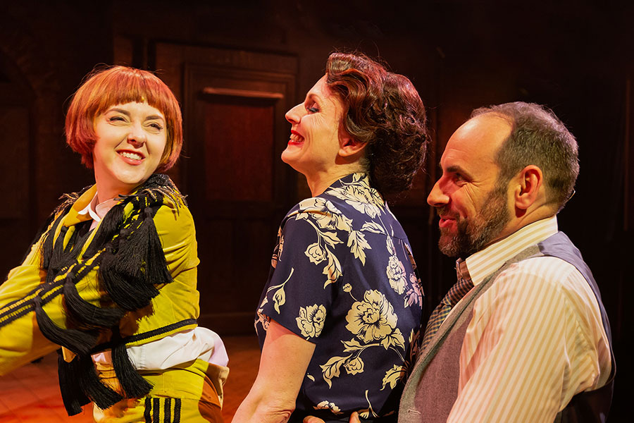 2:22 with Lily Allen, Hadley Fraser, Julia Chan and Jake Wood in the ...