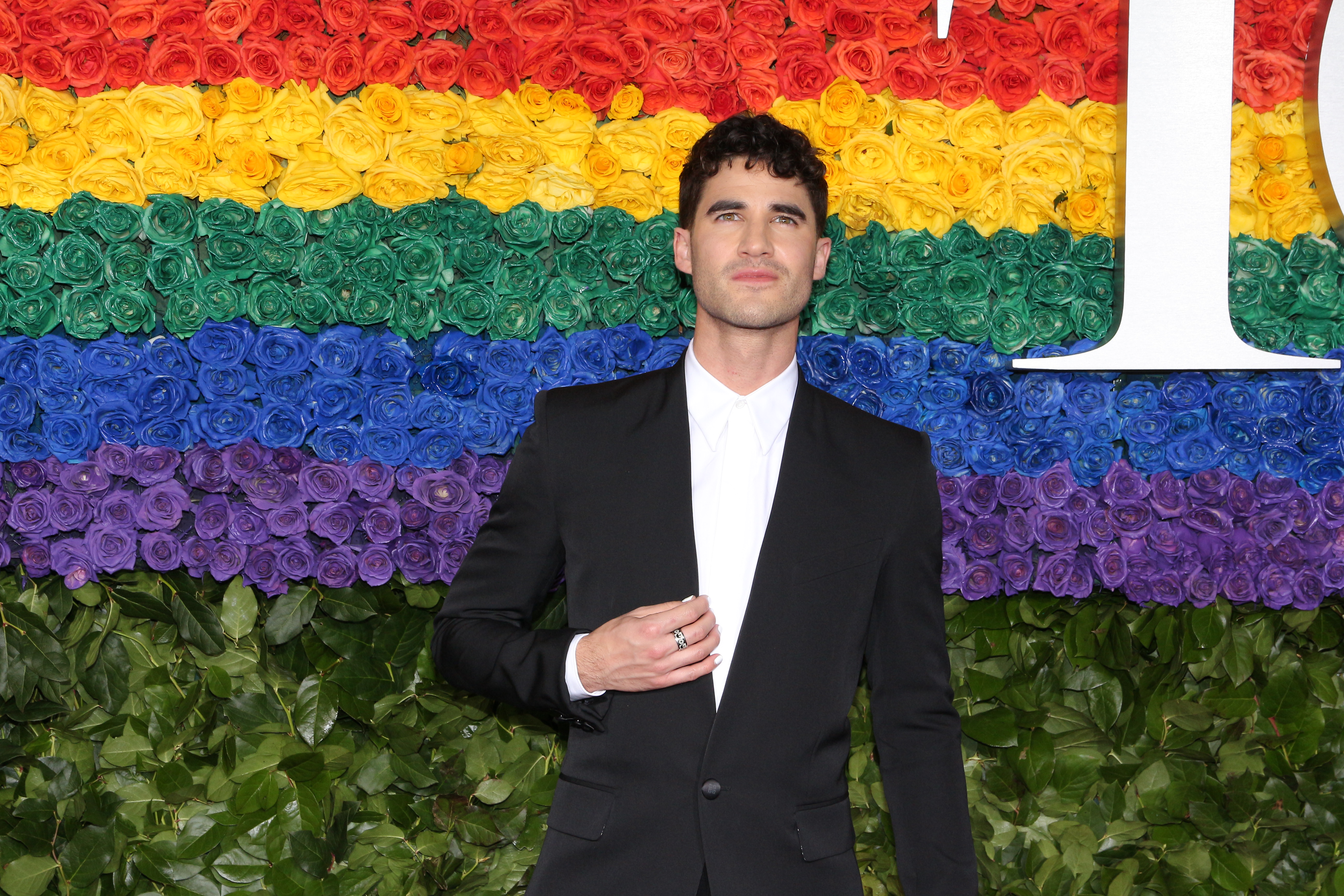 Darren Criss and Cat Cohen lend voices to Gwyneth Goes Skiing