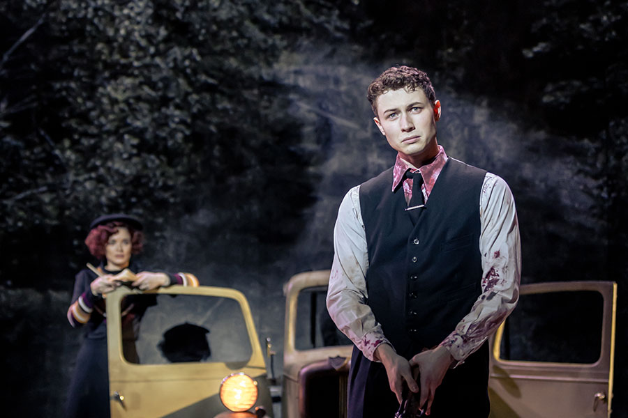 Bonnie and Clyde on tour – first look