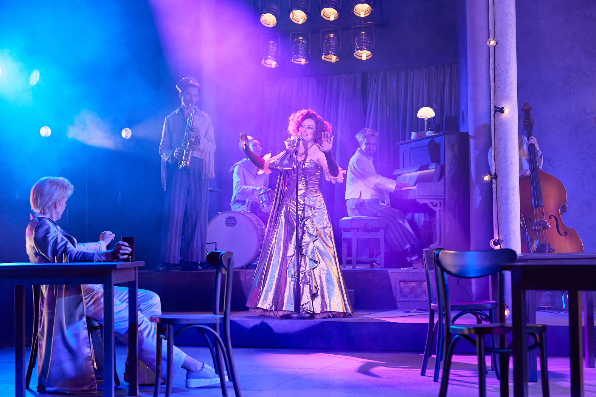 Who is Anna Francolini? Theatre, film, TV news