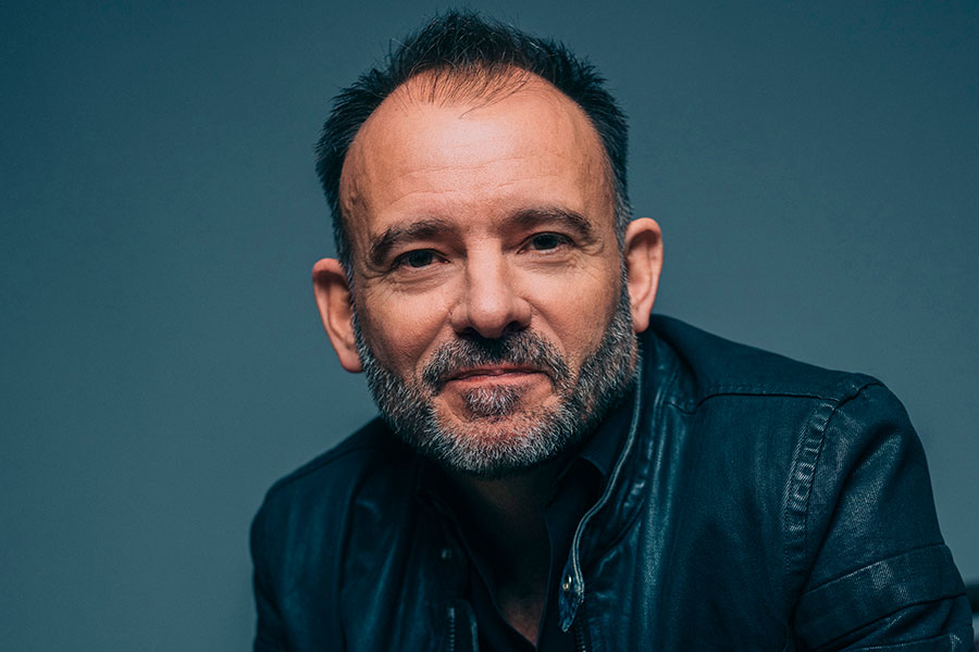 Matthew Warchus to step down as the Old Vic artistic director