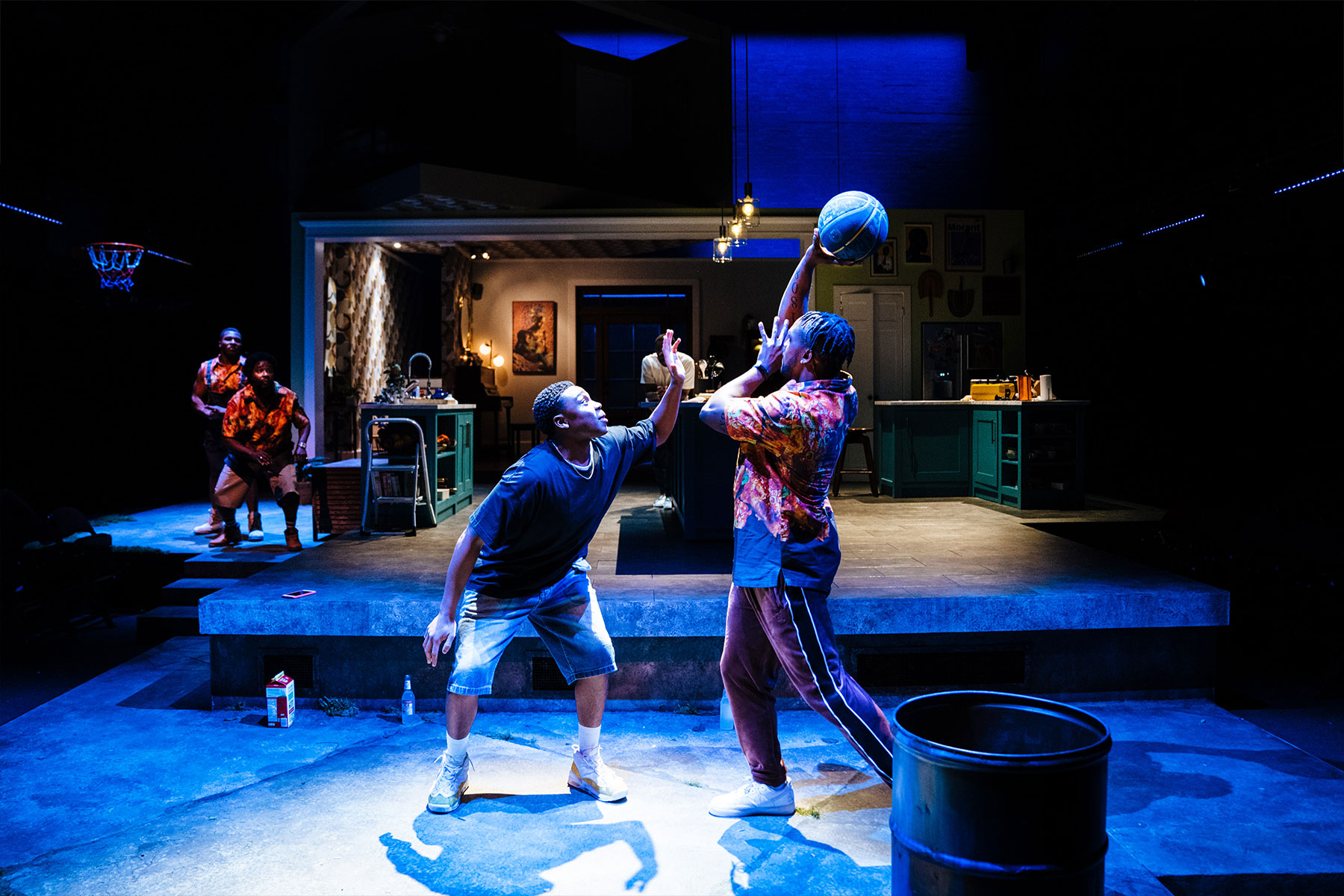The Hot Wing King at the National Theatre – first look