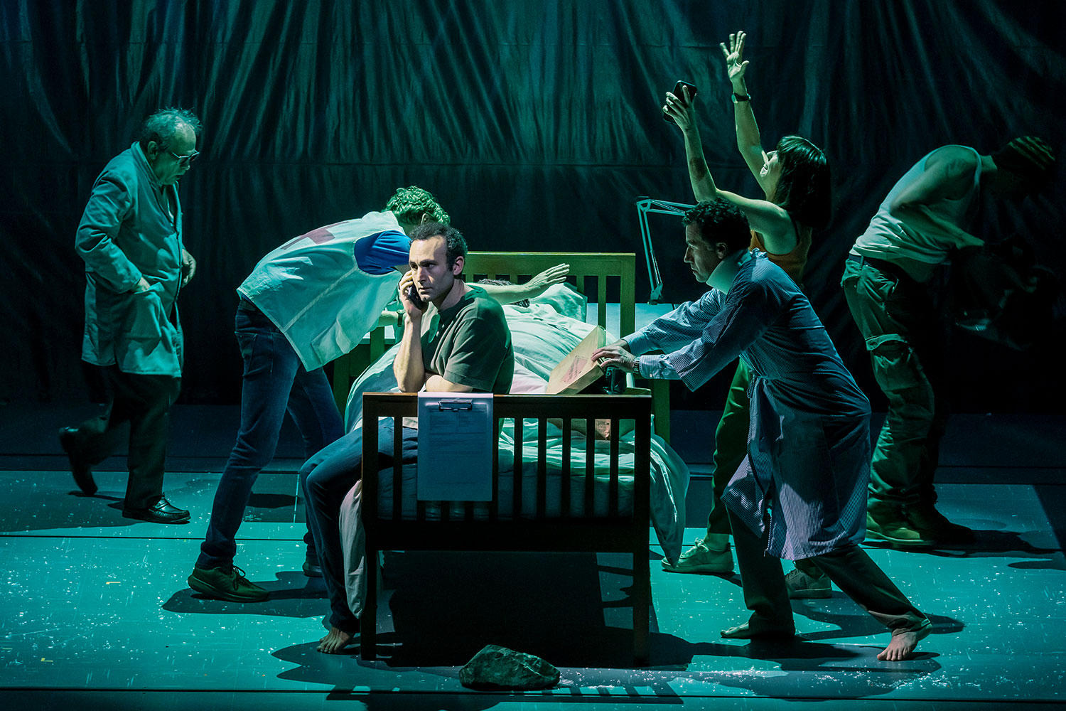 Mnemonic at the National Theatre review – the iceman stunneth