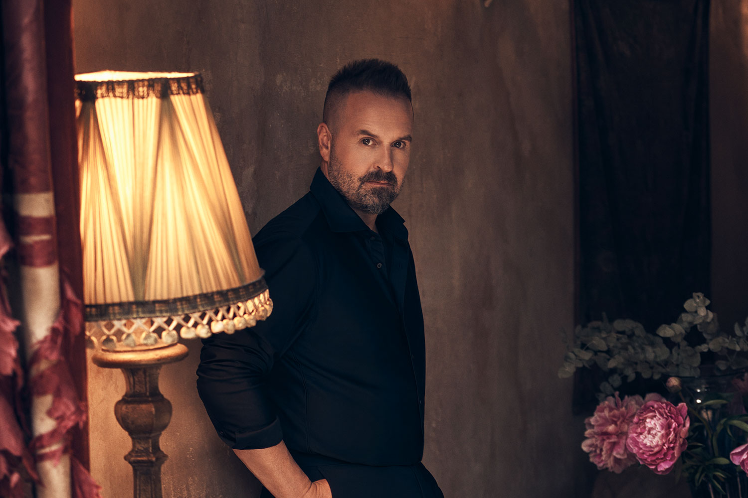 Alfie Boe biography - stage career, theatre credits and achievements