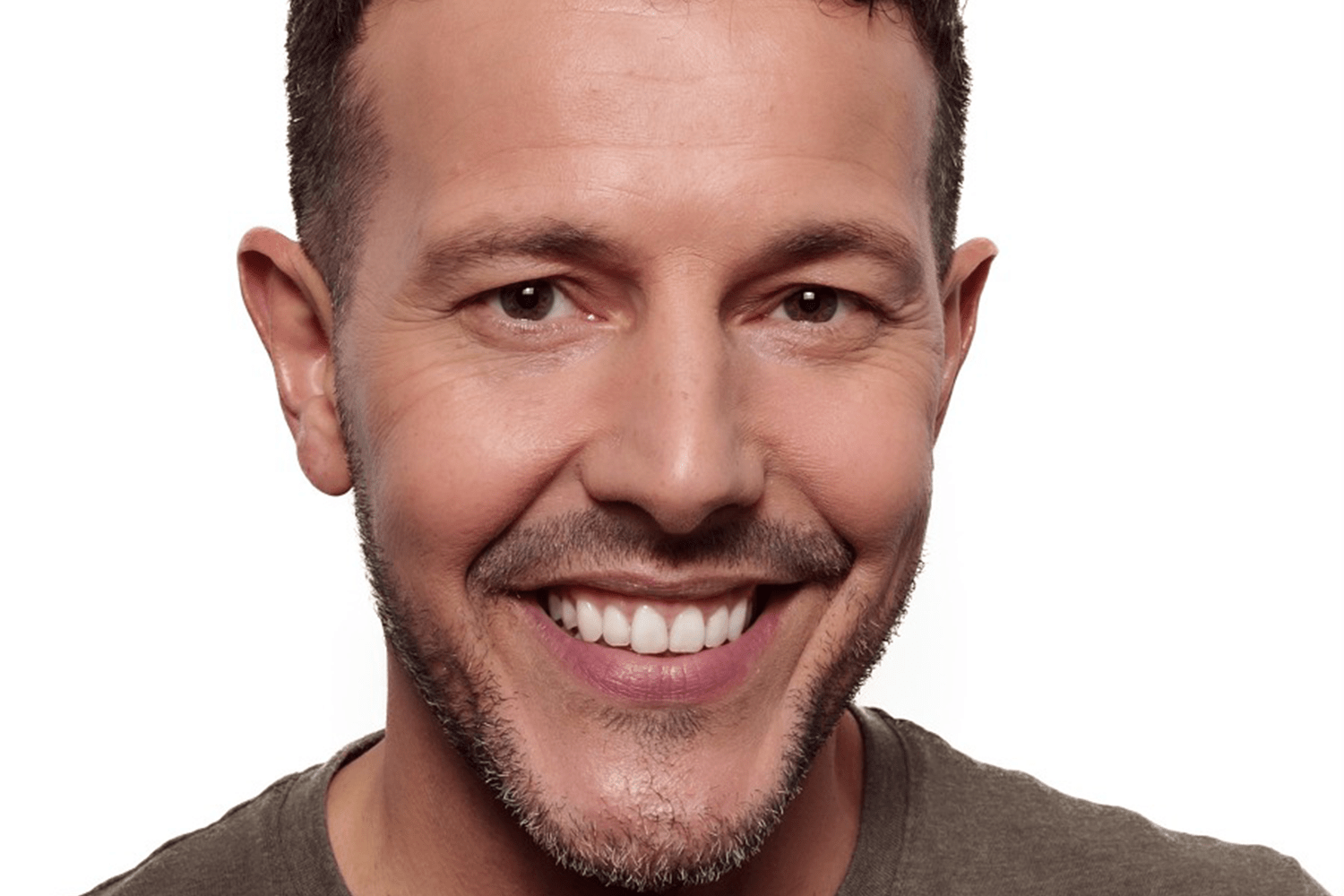 & Juliet tour casts Steps star Lee Latchford-Evans