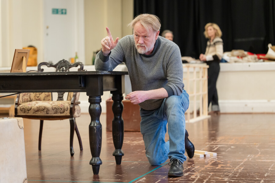 RSC’s Hamlet in rehearsals – first look