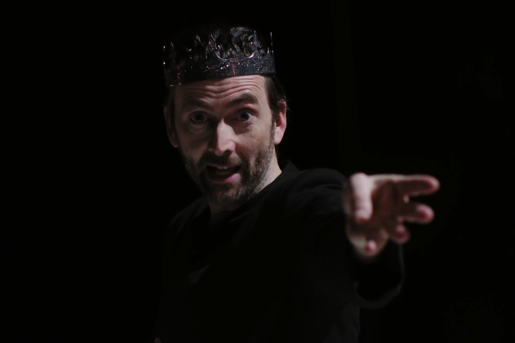 David Tennant in Macbeth – watch a clip from the cinema recording