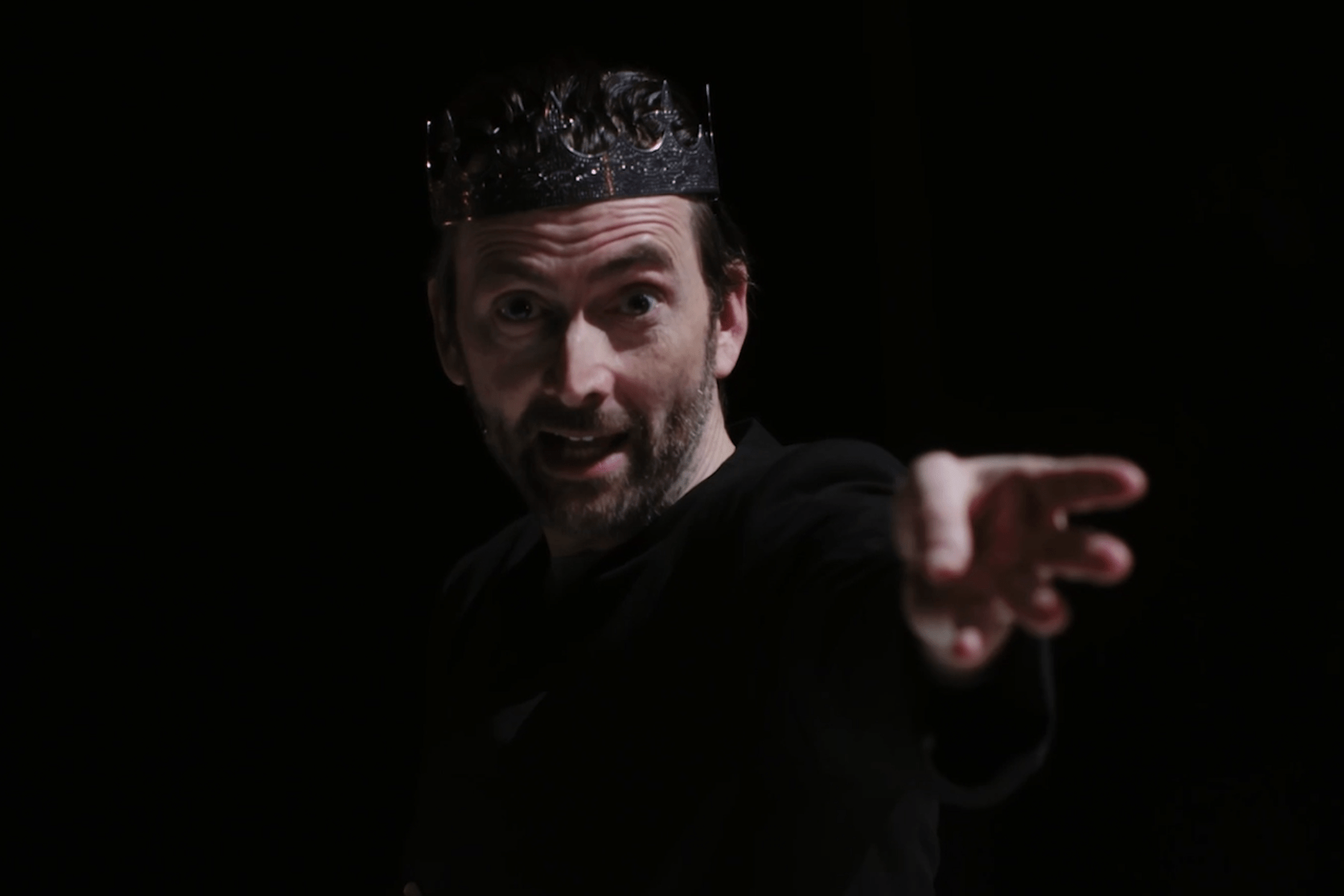 David Tennant in Macbeth – watch a clip from the cinema recording