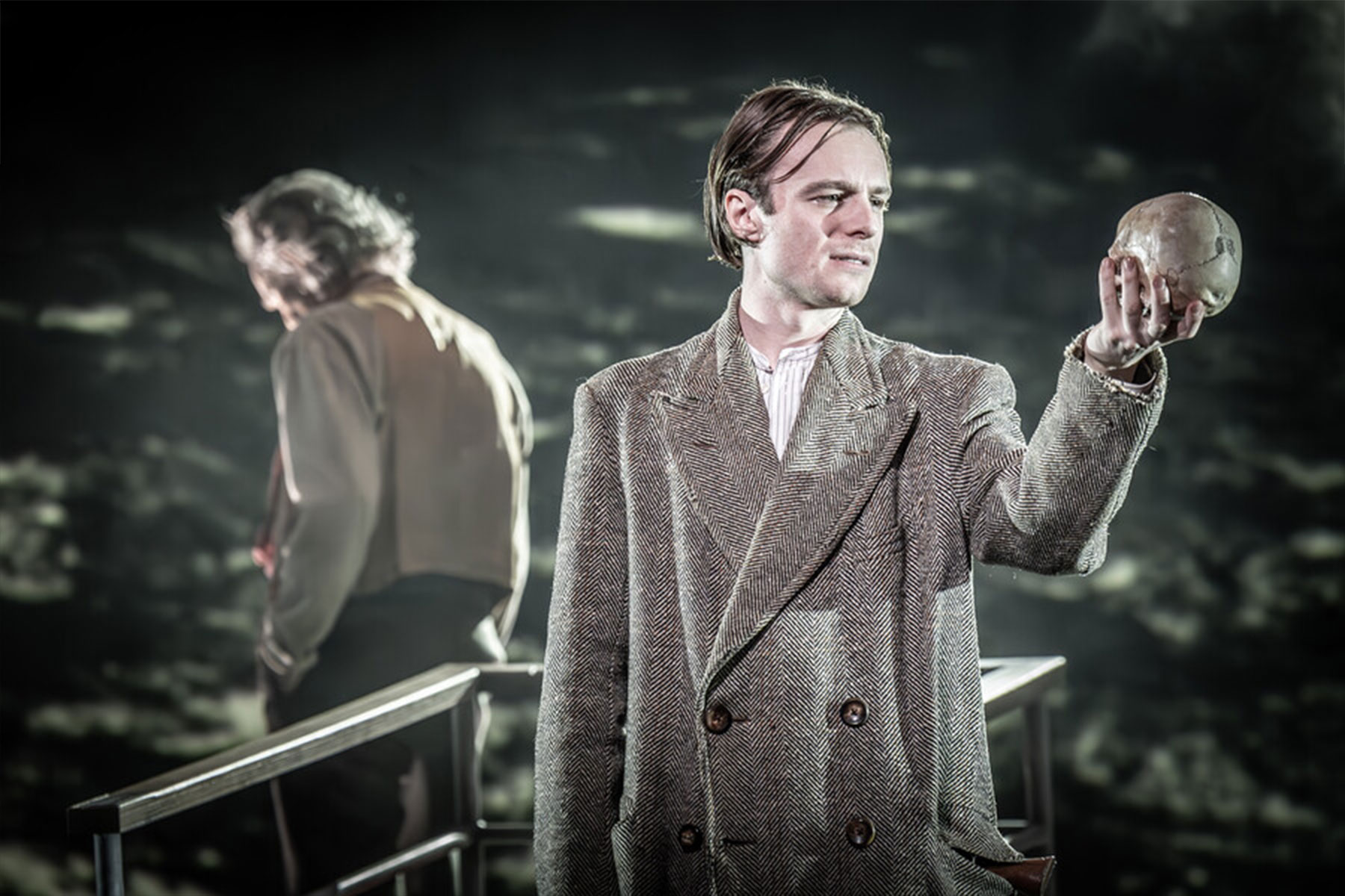 Hamlet starring Luke Thallon at the RSC review – Shakespeare meets Titanic