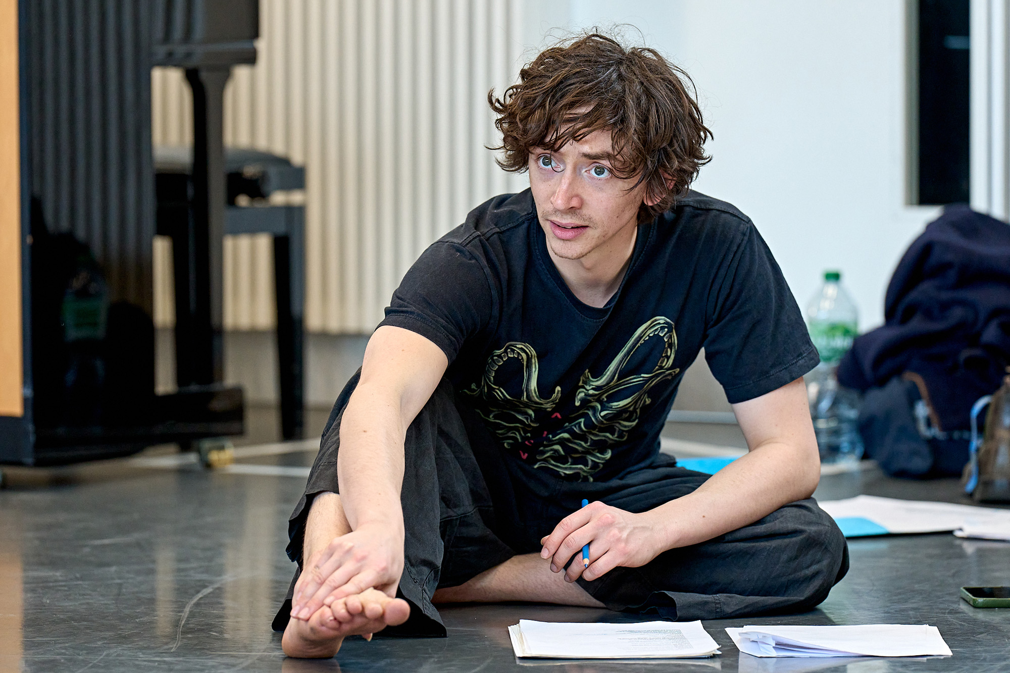 Take a look at Hamlet Hail to the Thief in rehearsals