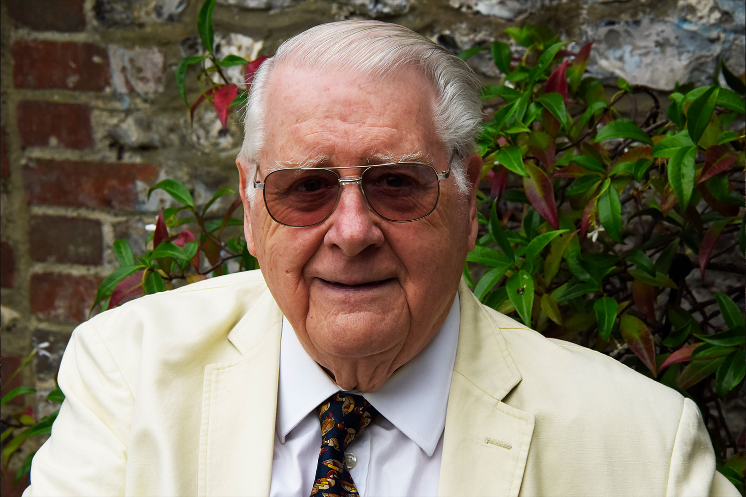 Theatre world pays tribute to legendary producer John Gale