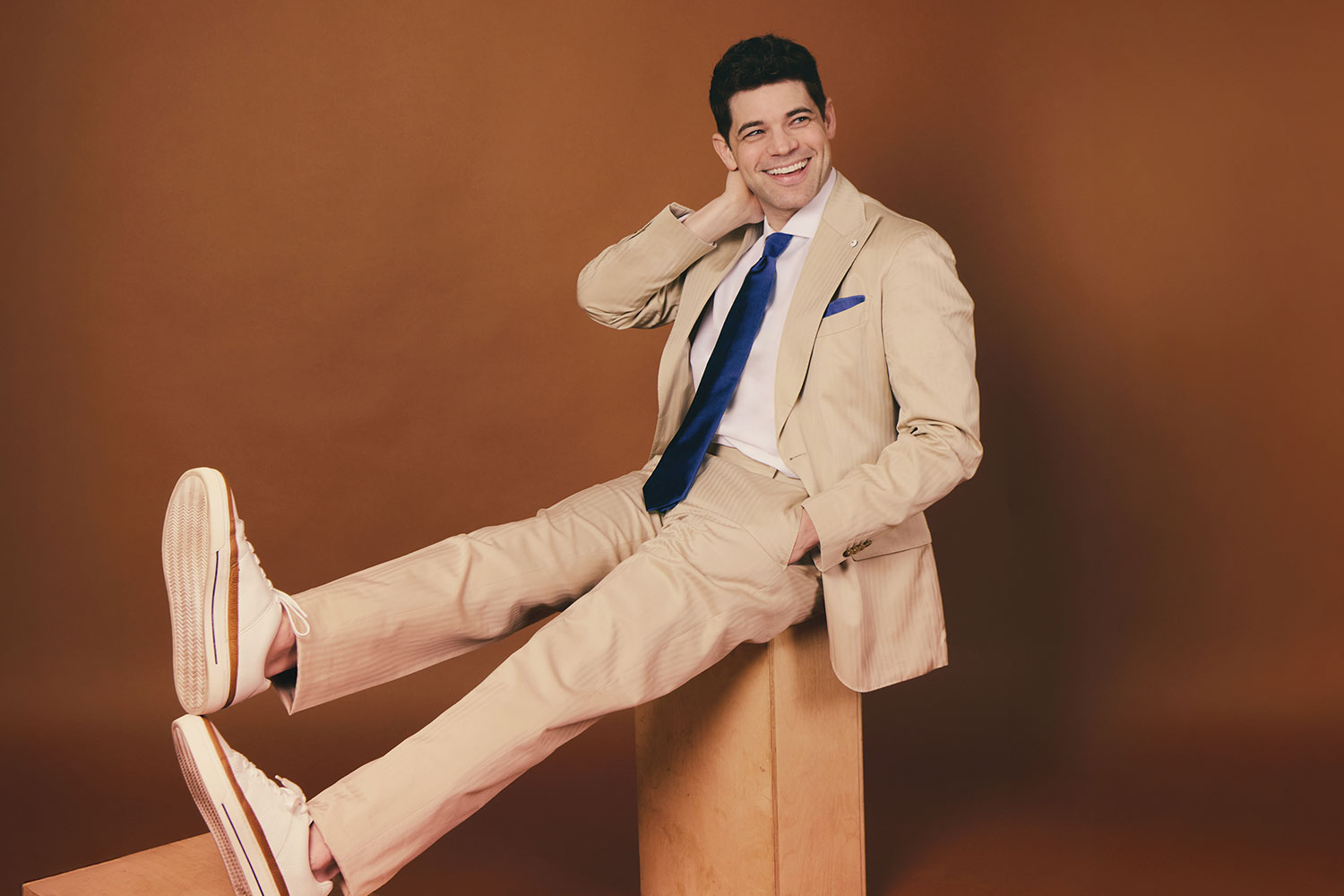 Jeremy Jordan Biography - career, stage shows and achievements