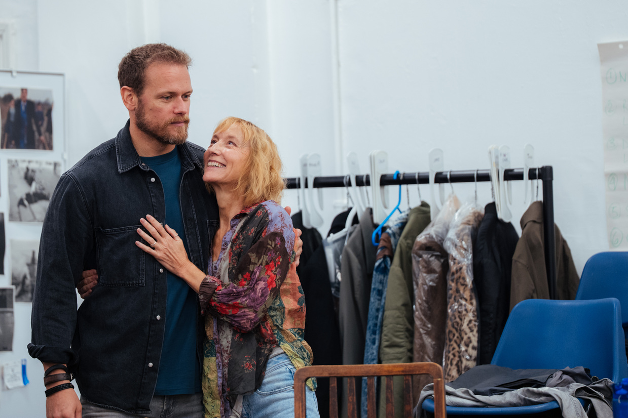 RSC’s Macbeth with Sam Heughan and Lia Williams – rehearsal photos released