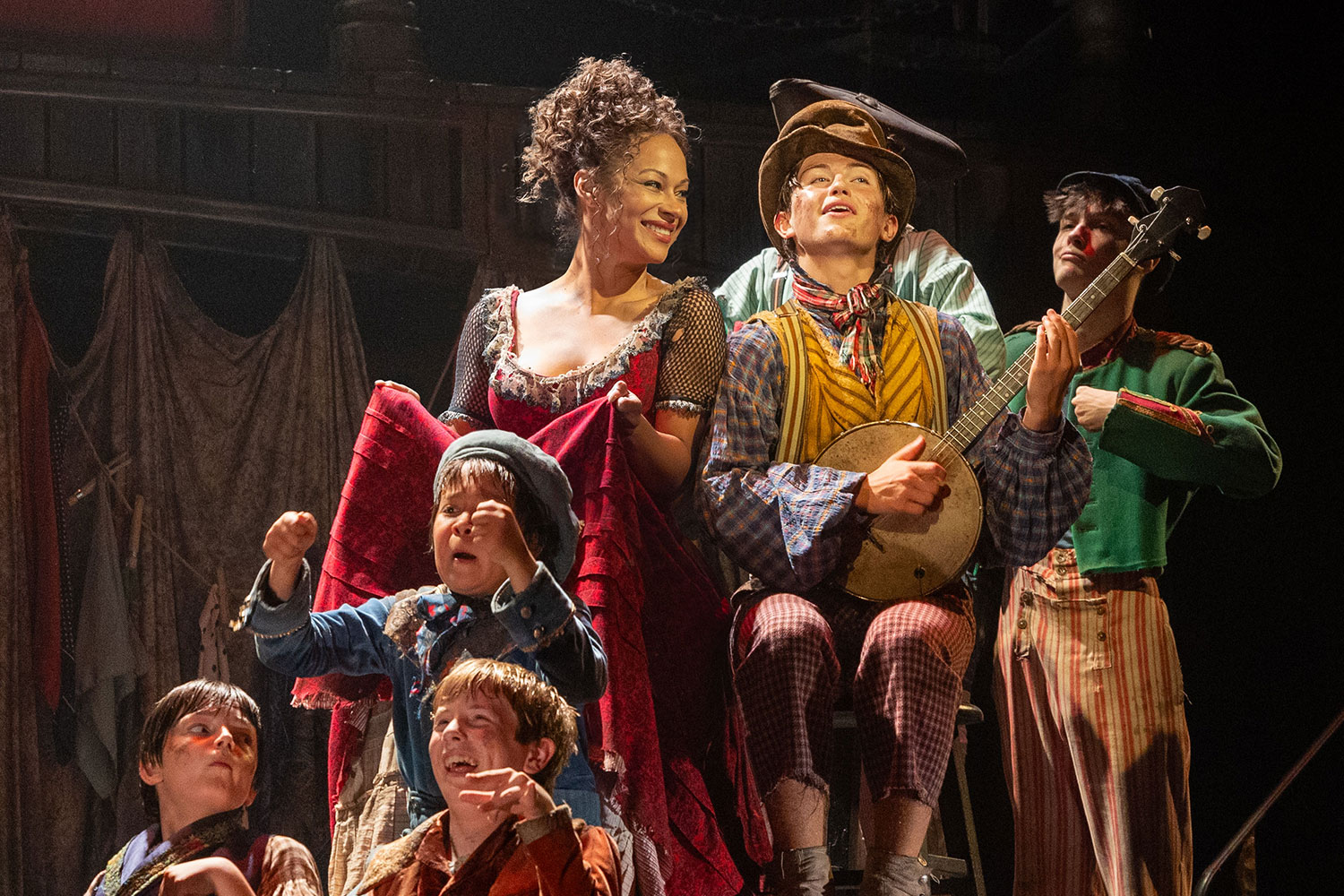 Oliver! extends West End run into 2027
