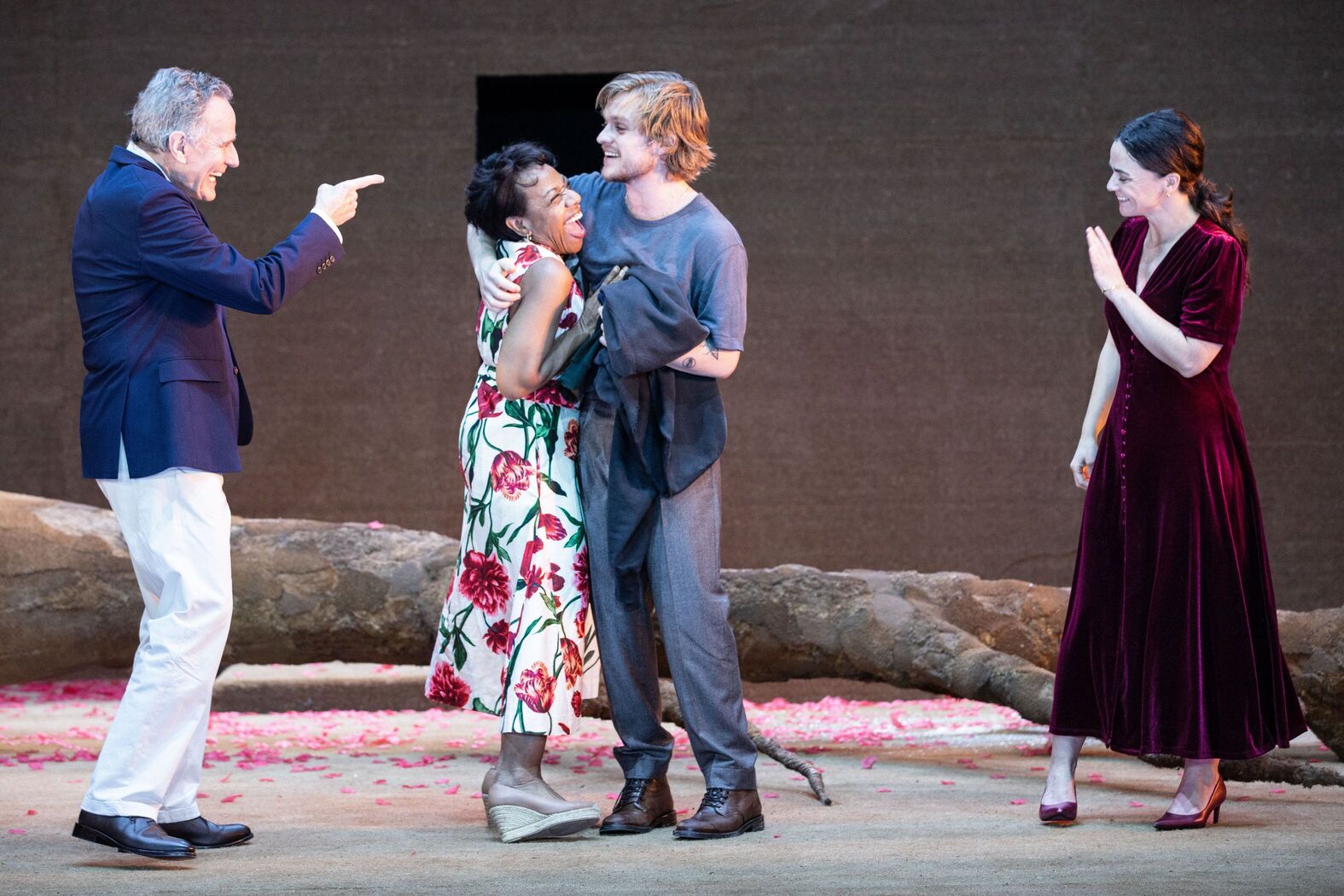 All My Sons with Bryan Cranston releases first look photos