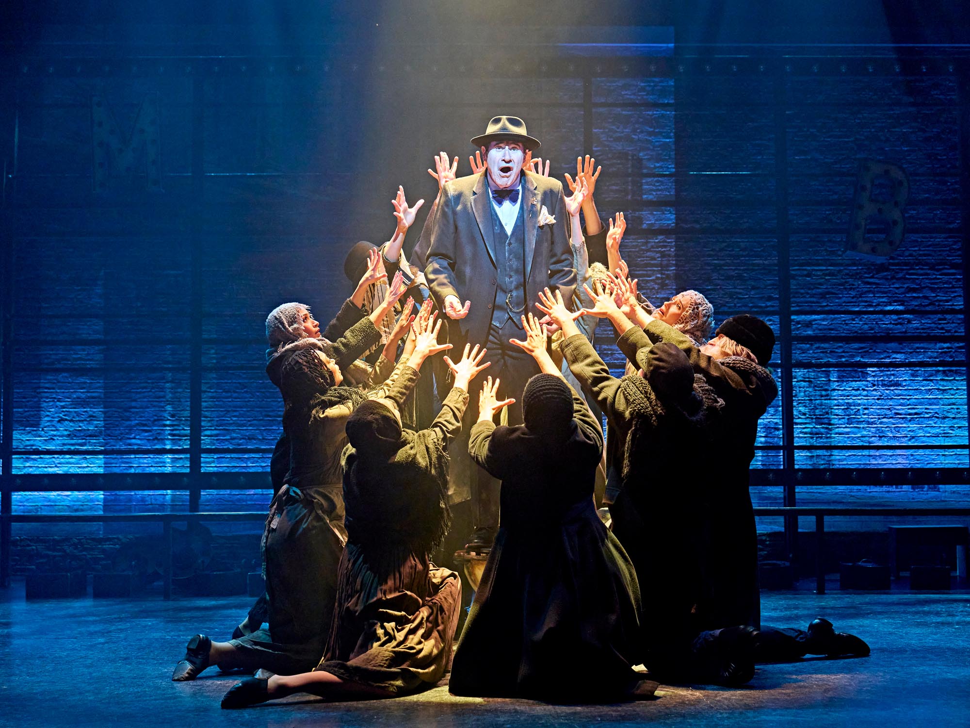 Richard Kind in The Producers – first look photos